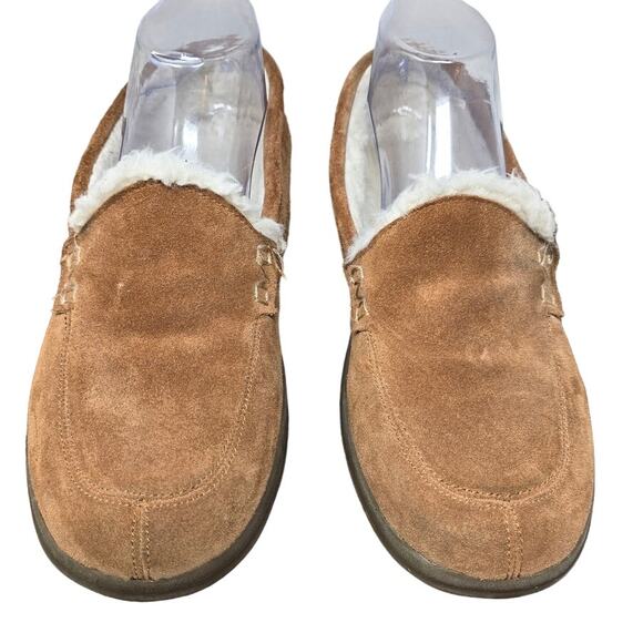 Vionic | Shoes | Vionic Lynez Leather Sherpa Lined Comfort Slippers ...